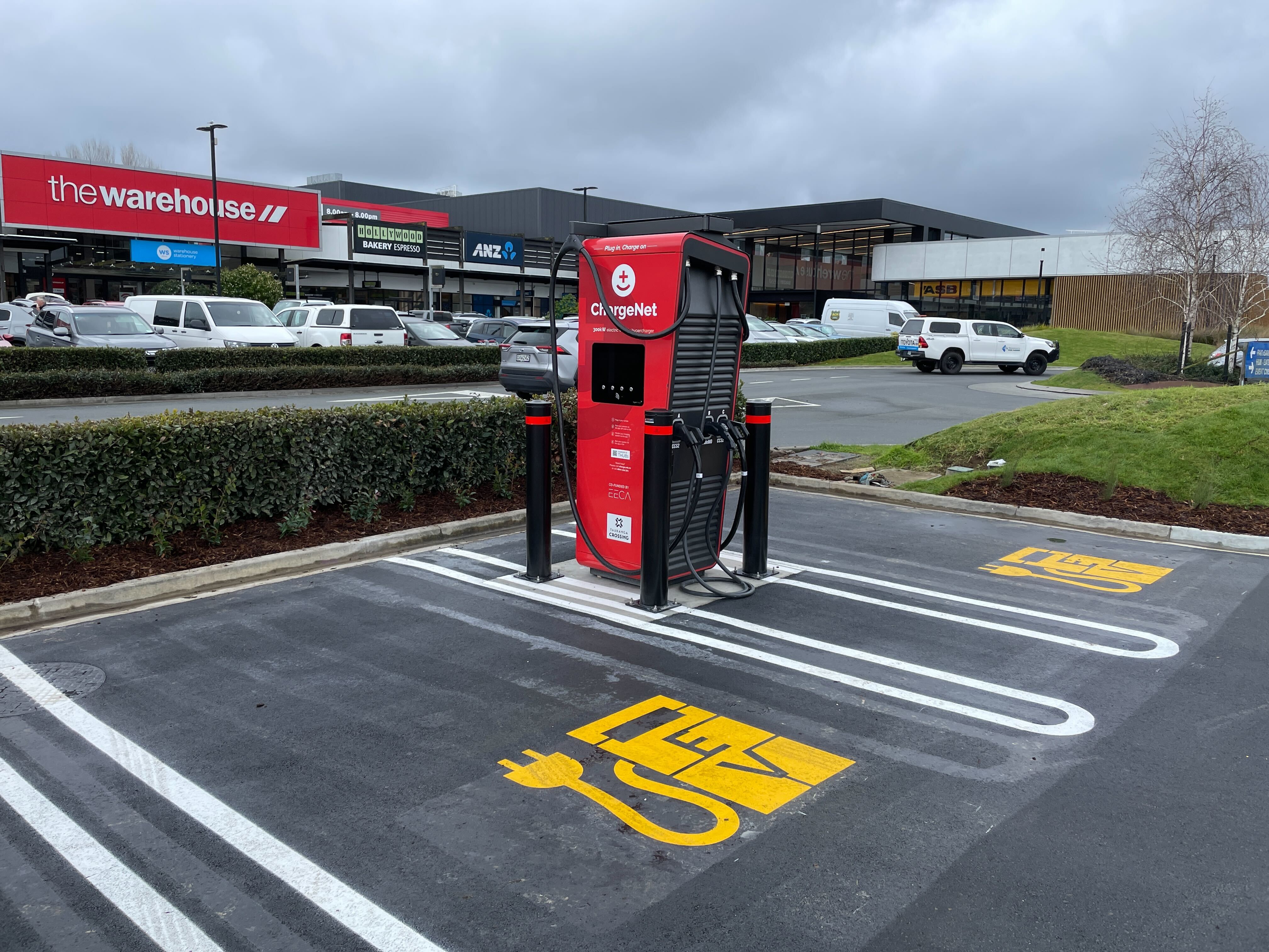 ChargeNet powers up NZ's largest EV charging hub in Tauranga - Driven ...