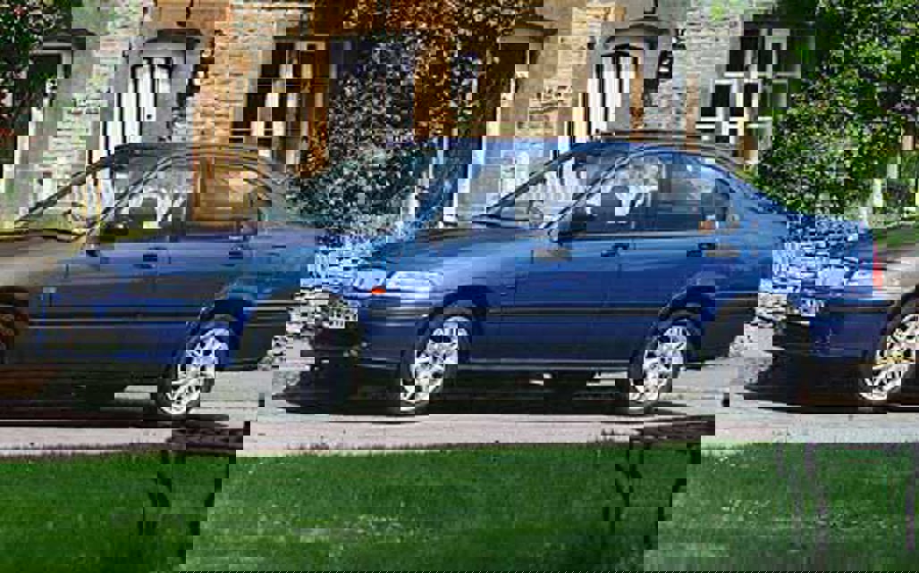 ROVER 400 SERIES - Driven Car Guide