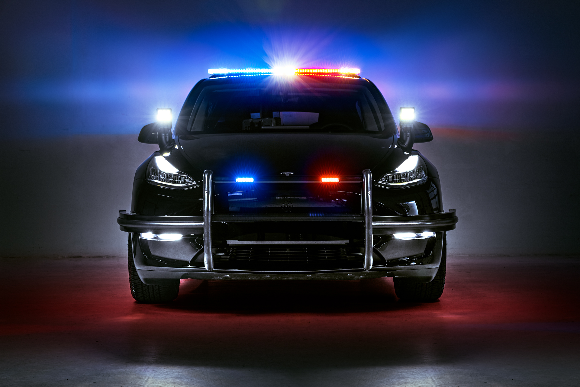 US company debuts its first Tesla police car - Driven Car Guide