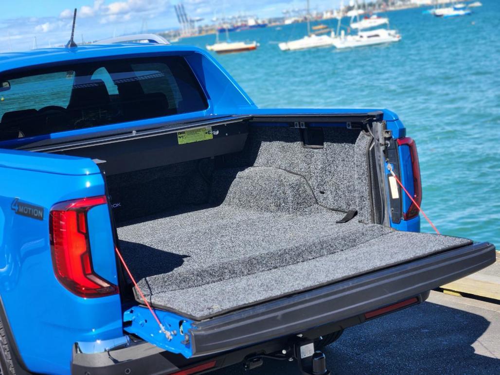 Volkswagen Amarok Aventura TSI review: a spark (plug) of hope - Driven Car Guide