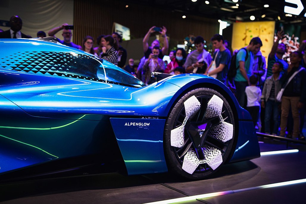 Alpine Alpenglow hydrogen hypercar set for wild track debut - Driven ...