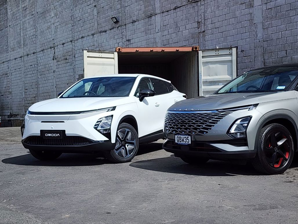 Omoda E5: first look at Chinese brand's first EV for New Zealand ...