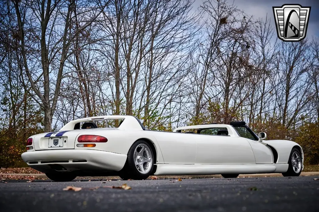 Would you pay $270k for this monstrous 1996 Dodge Viper limo? - Driven ...