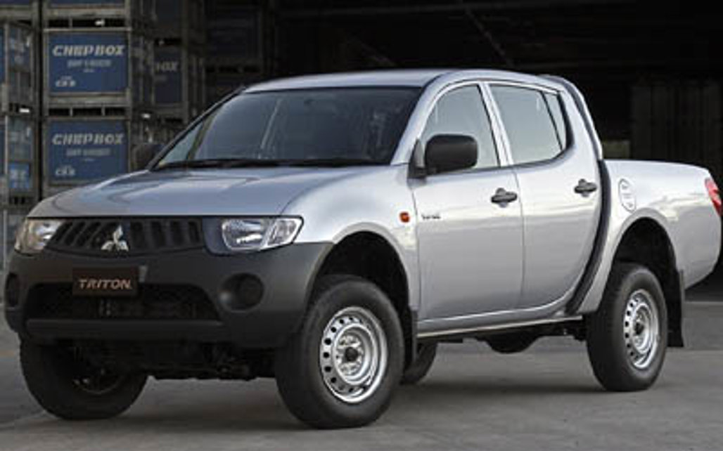 MITSUBISHI L200 TRITON - Driven Car Guide