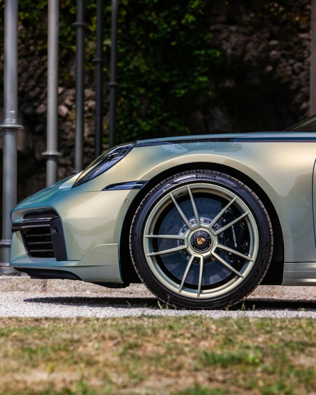 Exclusive Urban Bamboo Porsche 911 Turbo S pays tribute to classic 959 ...