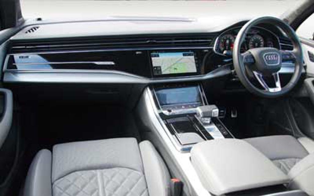 AUDI Q7 - Driven Car Guide