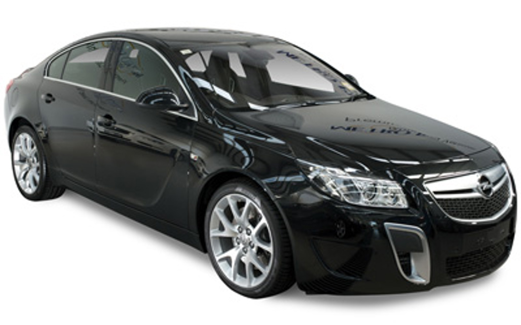 HOLDEN INSIGNIA - Driven Car Guide