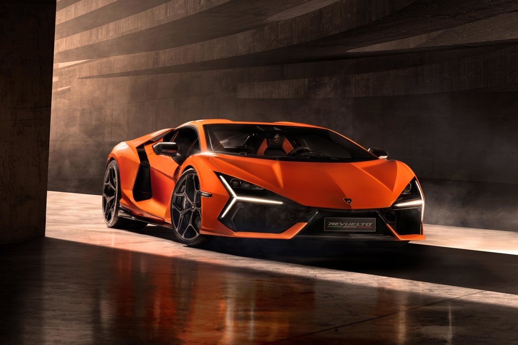 Next Lambo supercar could retain V12... with this trick - Driven Car Guide
