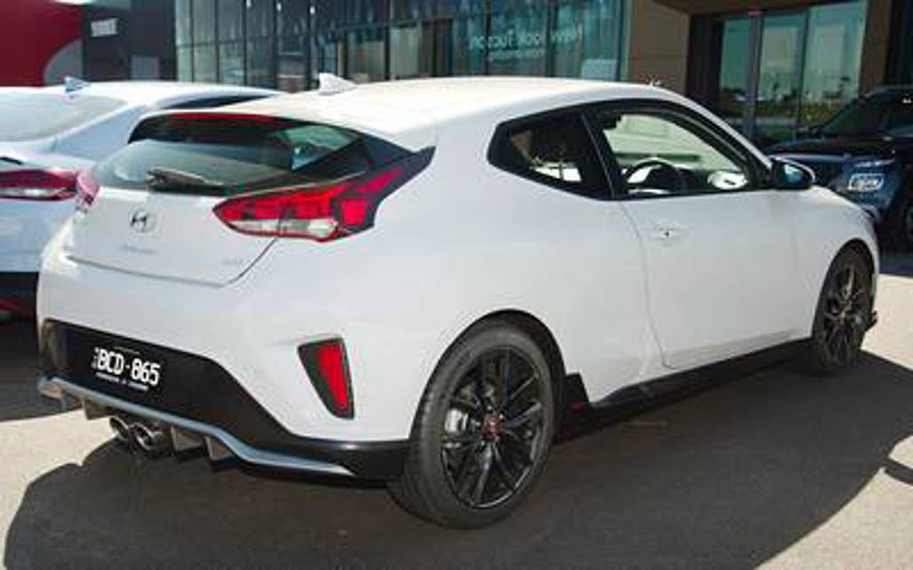 HYUNDAI VELOSTER - Driven Car Guide