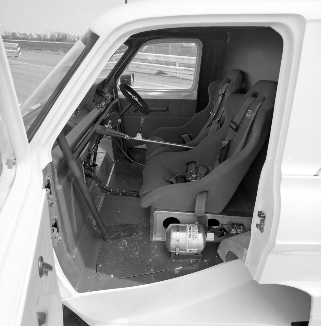 Ford SuperVan 4.2 set to electrify Bathurst 12 Hour - Driven Car Guide