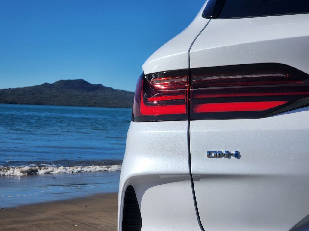 BYD Sealion 6 Dynamic PHEV review: Chinese 'super hybrid' takes aim at ...