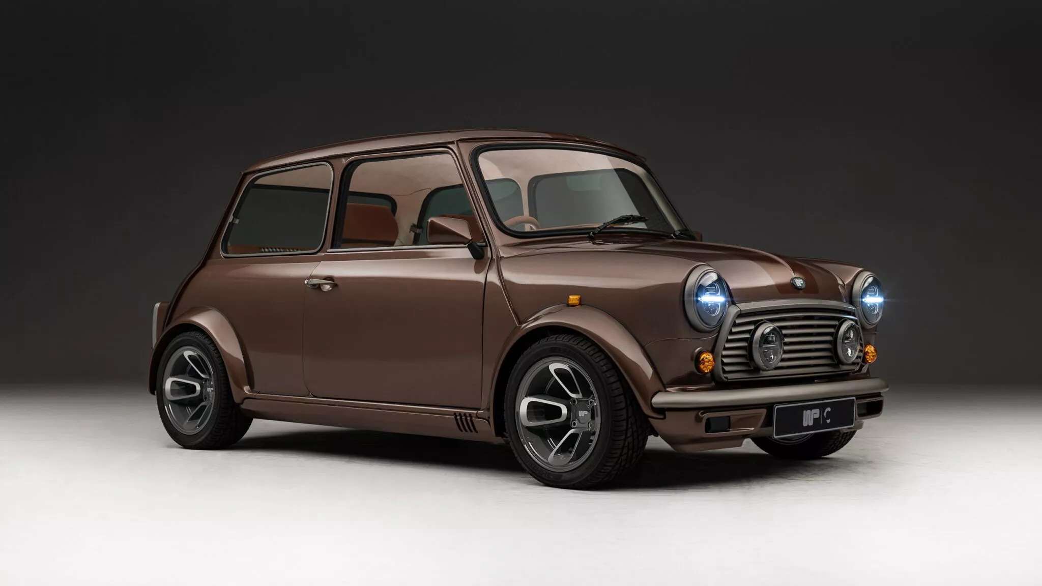 Hand-built Callum Mini restomod blends retro charm with modern tech ...